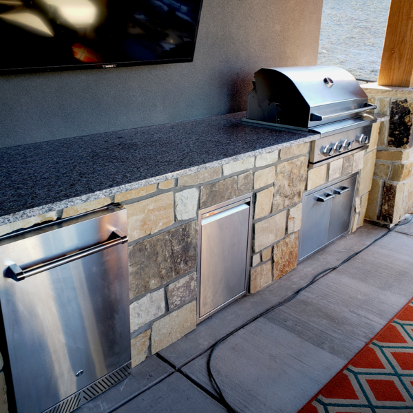 Outdoor Kitchens Denver - Custom Outdoor BBQ Islands